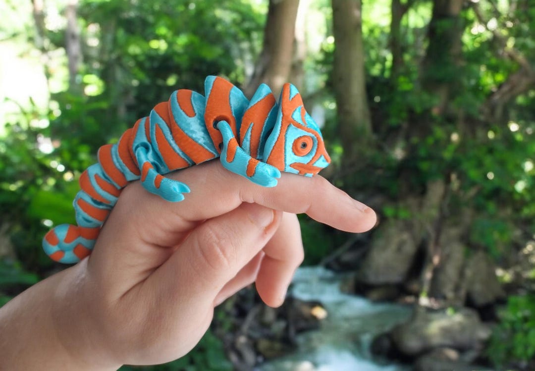 3D Articulated Teal Orange Baby Chameleon / Painted 3d Printed ...