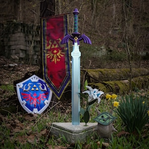 Legend of Zelda Master Sword Display Pedestal, Breath of the Wild Trial ...