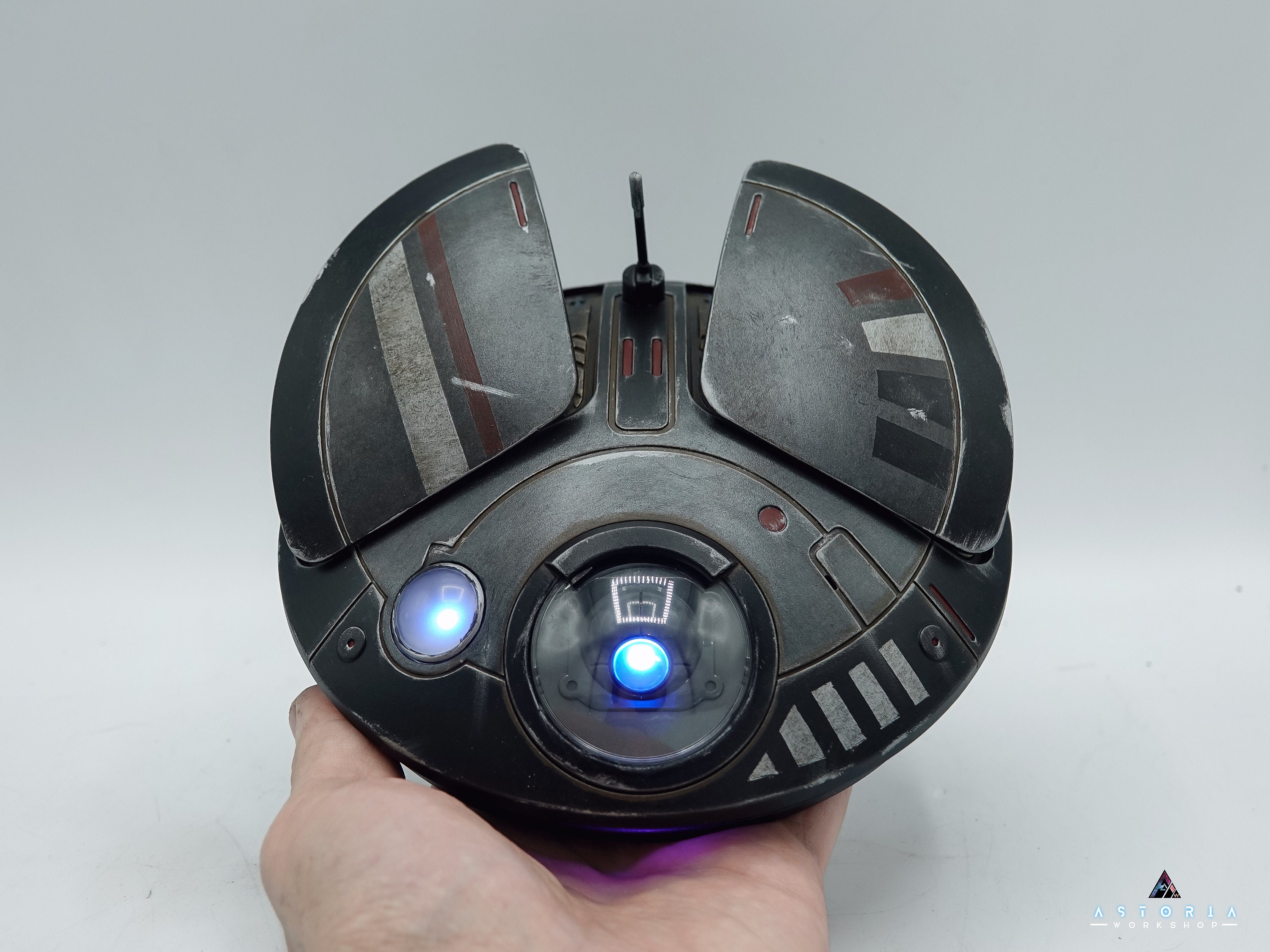 LOLA Kenobi Bug Droid Animatronic Star Wars Custom Weathered or Painted ...