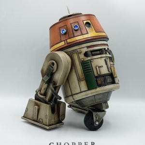 CHOPPER Mubo’s Droid Builders Galaxy’s Edge Droid Customization, Paint ...