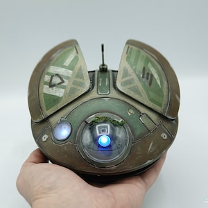 LOLA Kenobi Bug Droid Animatronic Star Wars Custom Weathered or Painted ...