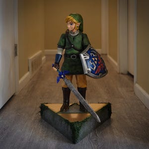 Link MASSIVE Replica Figure Statue From Zelda - Etsy