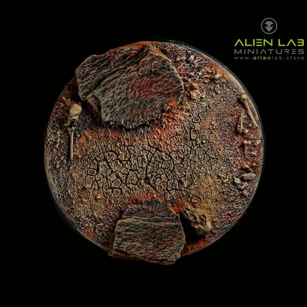 Alien Lab Miniatures - Etsy