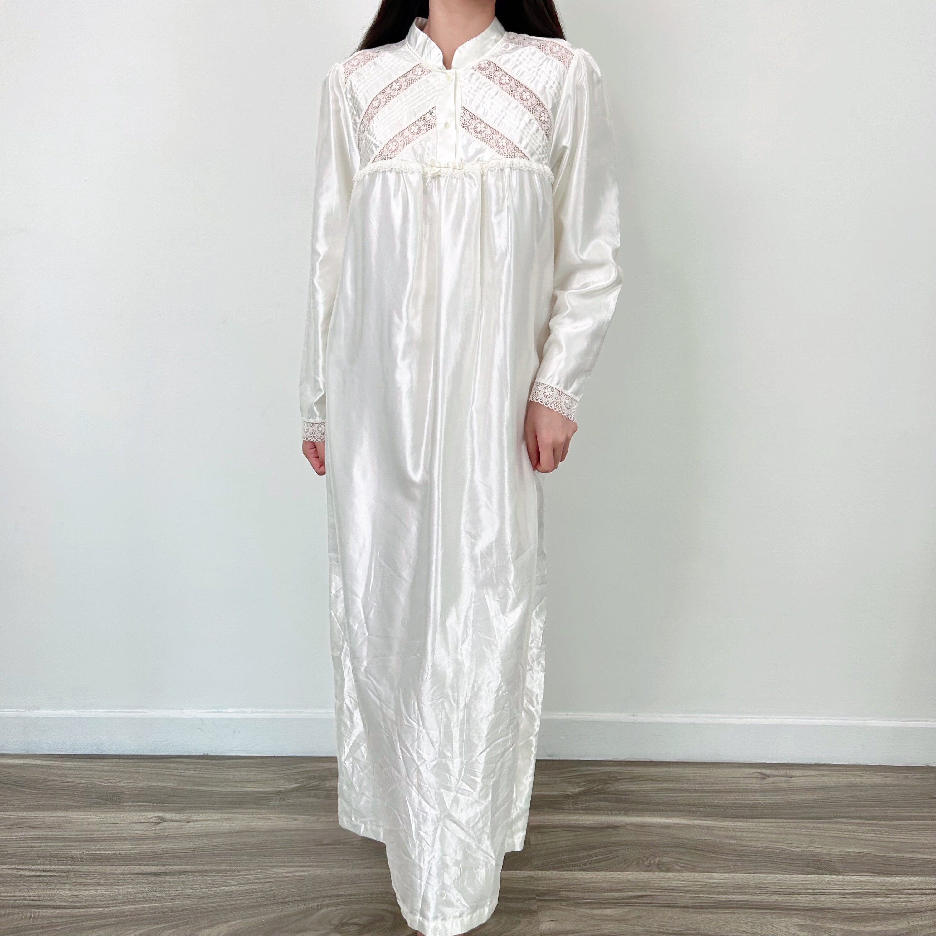 Sz M Vintage ‘babizon’ Ivory White Cotton Negligee Long Sleeve Dress ...