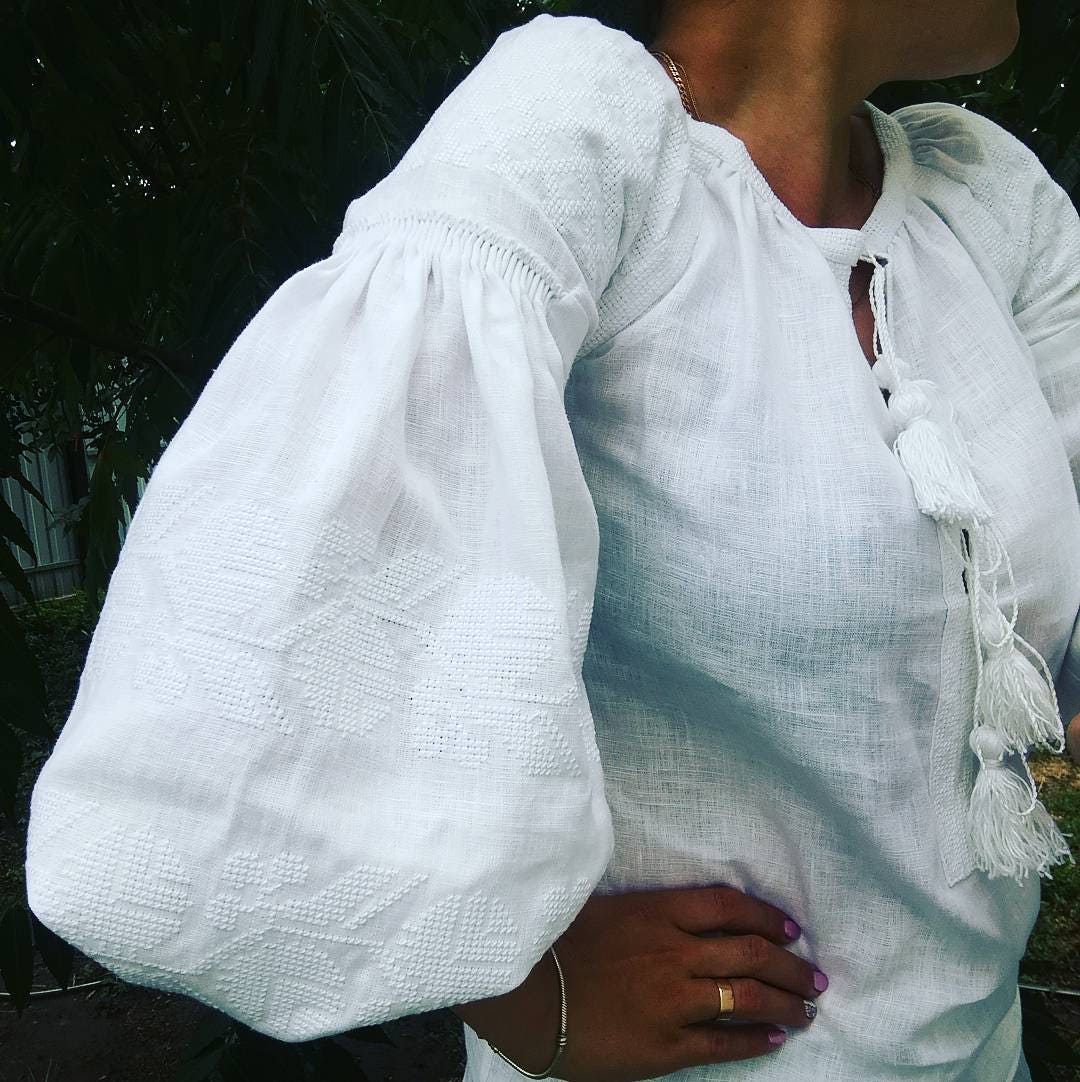 WHITE EMBROIDERY / Boho Style Ukrainian Embroidered Folk Women's Blouse ...