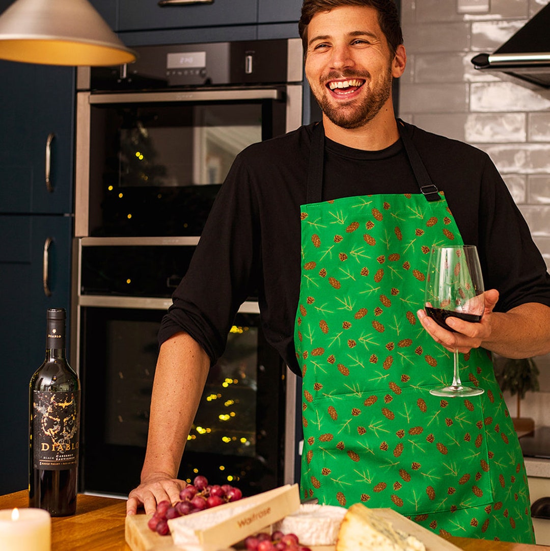 Cones and Needles Apron, Luxury Green Organic Cotton Chef's Apron With Pocket and Adjustable ...