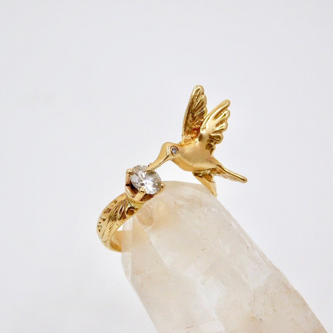 Hummingbird Diamond Ring in 18k Gold - Etsy