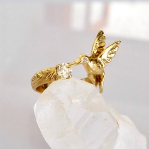 Hummingbird Diamond Ring in 18k Gold - Etsy