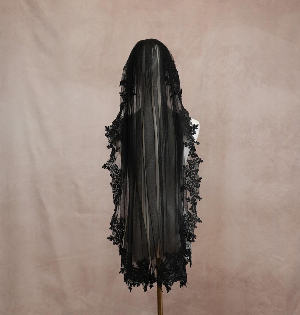 Black Lace Veil Black Wedding Veil Goth Veil Witch Veil Halloween Veil ...