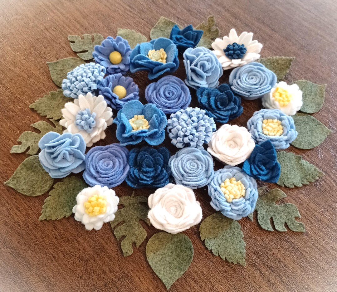 Wool Blend Felt Flower Set: 24 Blue Flowers, 16 Leaves - DIY Crafting ...