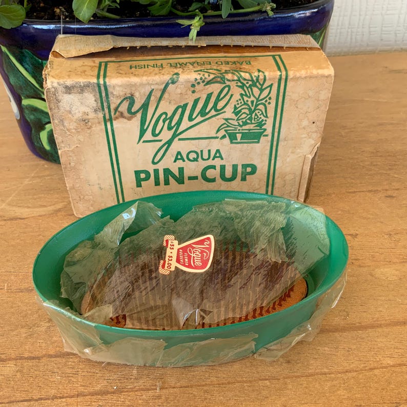 Vintage Vogue Flower Frog: Metal Pin-cup, Original Box - Beagle Mfg Co ...