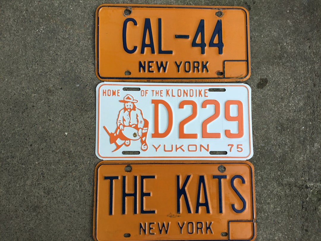 Vintage Vanity License Plates: 1975 Yukon, NY 'the Kats', 'cal-44' - Etsy