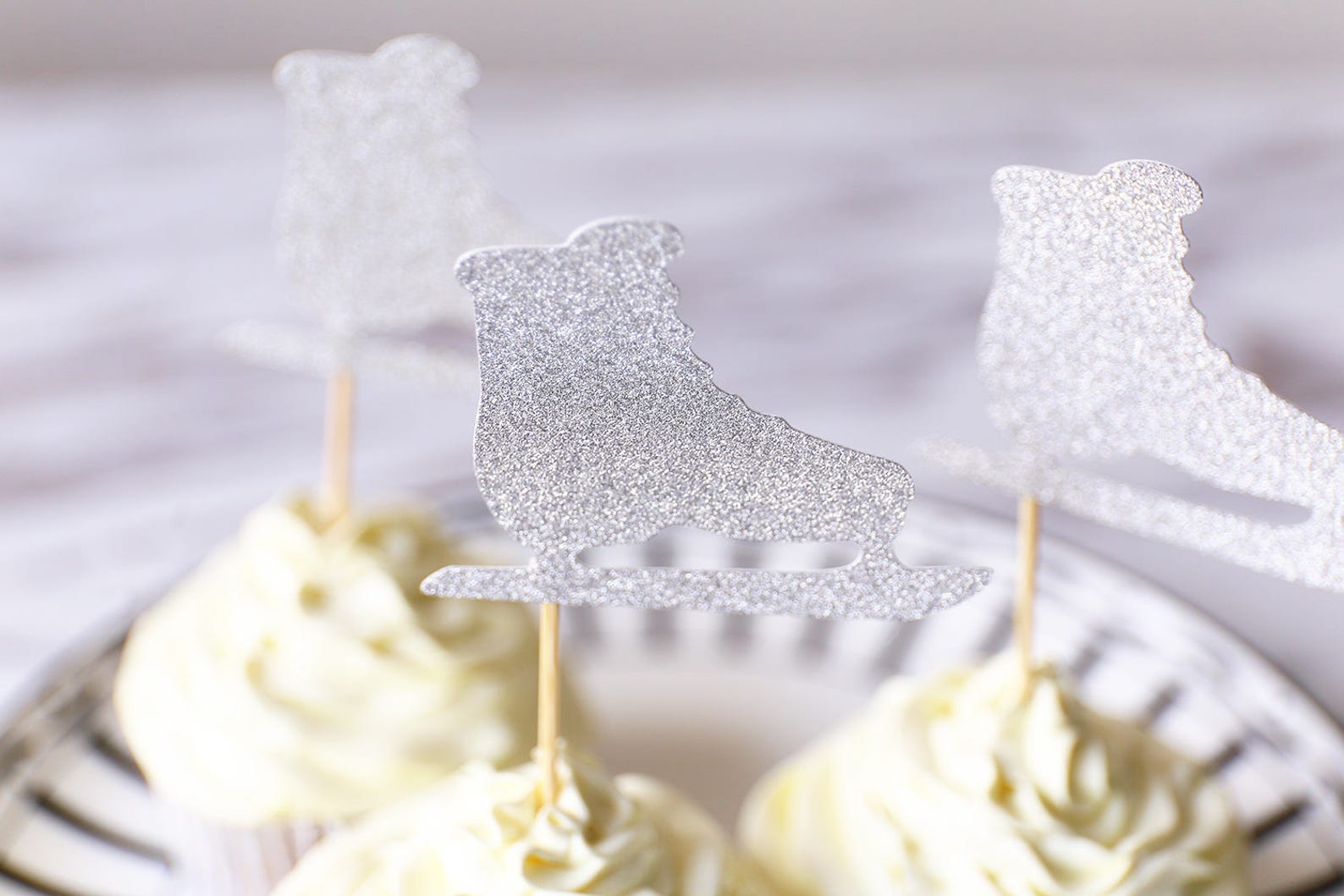 Ice Skate Cupcake Toppers /ice Skating Party / Party Decoration/girl ...