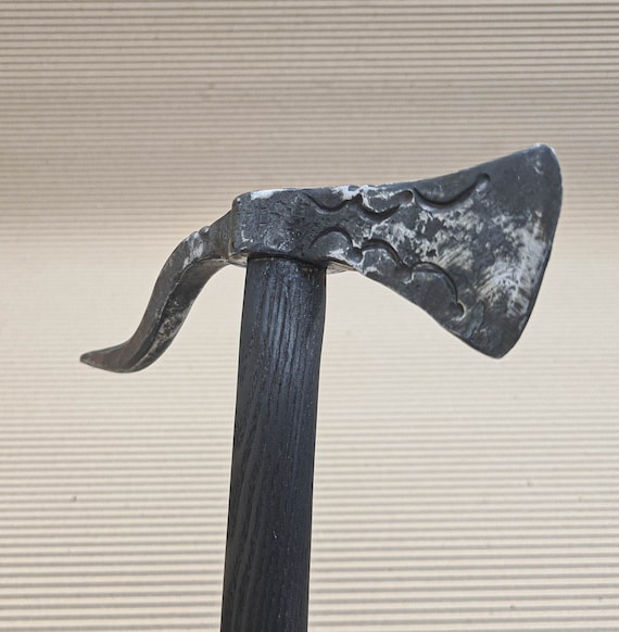 AXE Walking Stick Vintage Cane Walking Cane With Sign - Etsy