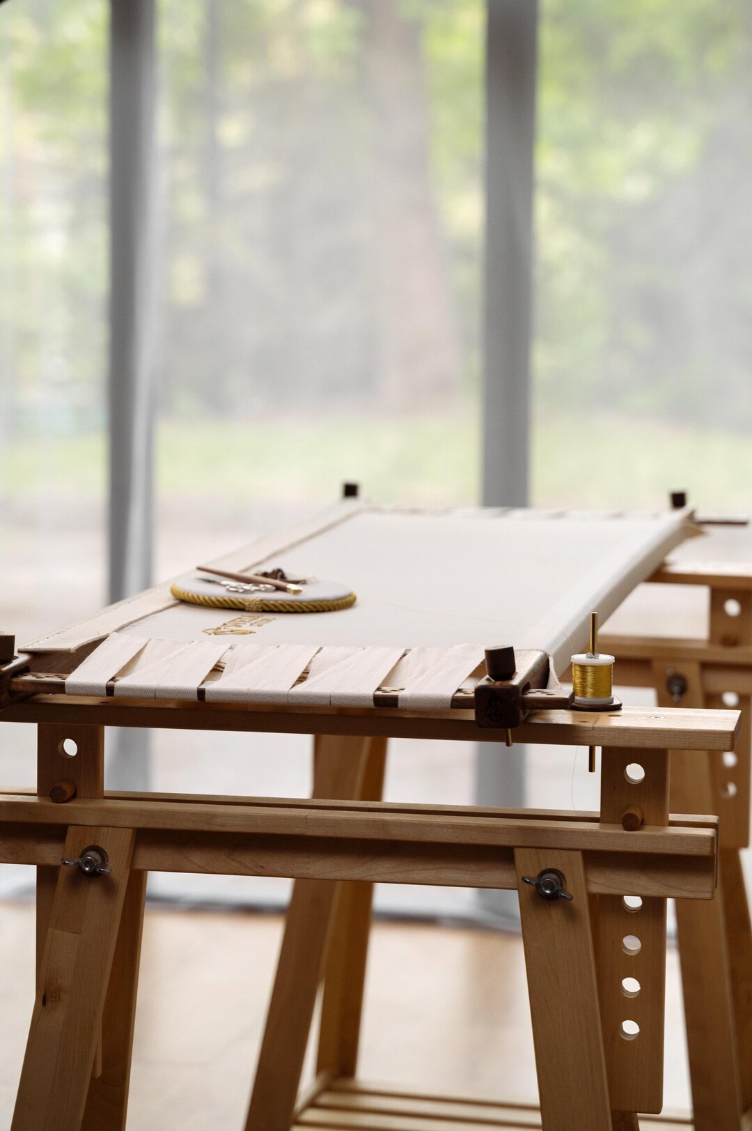 Professional Walnut Wood Embroidery Frame 100x50cm Adjustable Tension ...