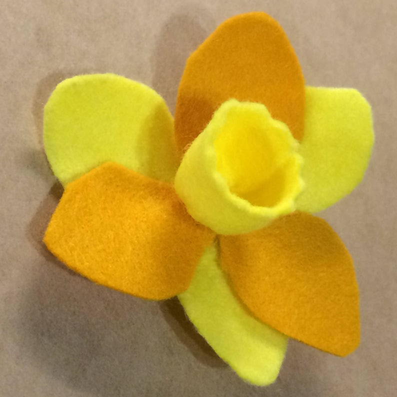 Daffodil Badge Felt St Davids Day Handmade Hand Sewn - Etsy