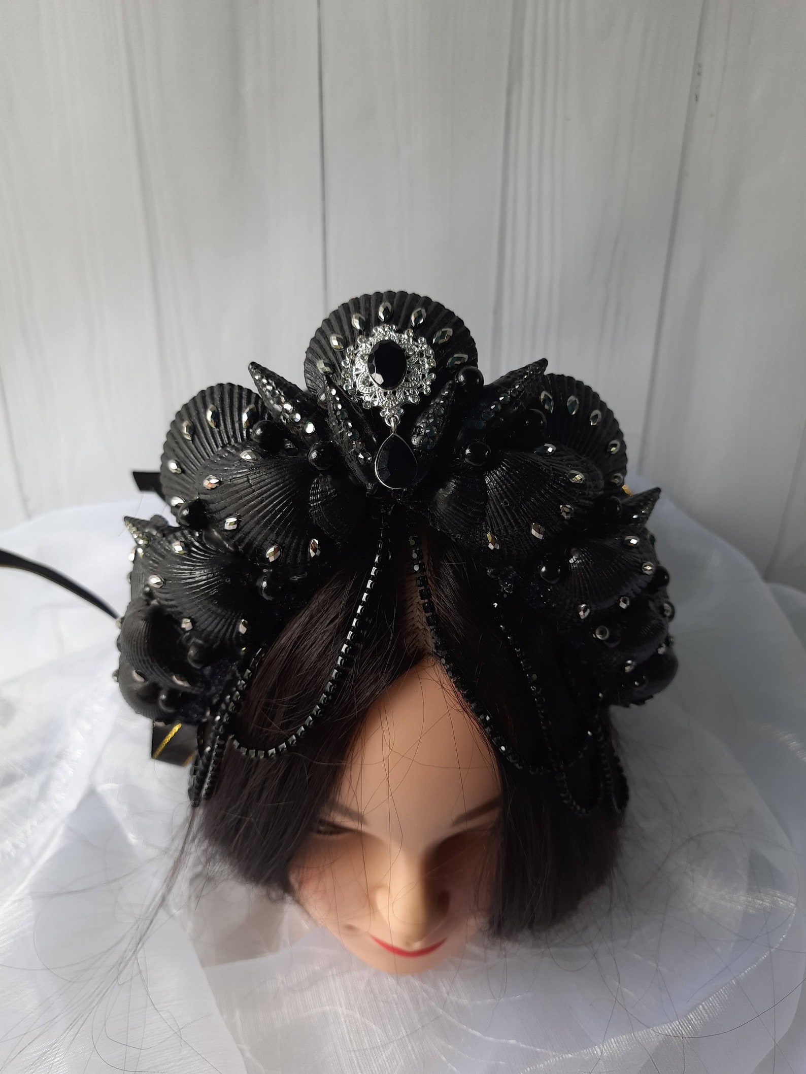 Black Mermaid Crown Tiara for Women Seashell Siren Headpiece Sea Queen ...