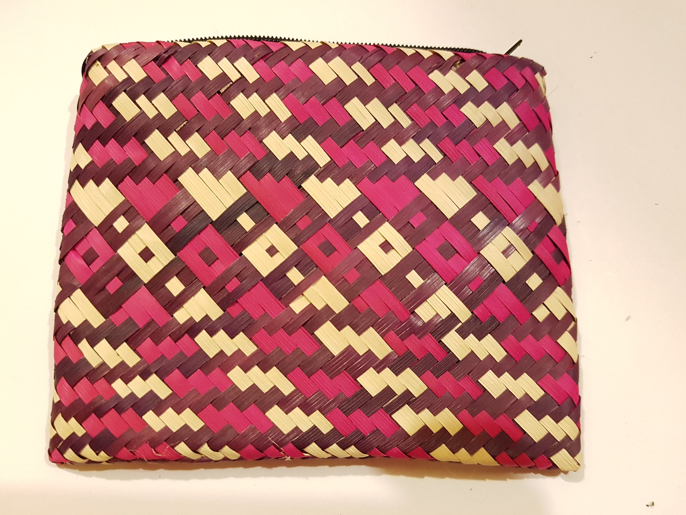 Knitted Wallet of Straw Bag of Straw Cosmetics Walletwallet - Etsy