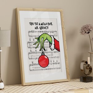 Grinch Christmas Printable DIGITAL DOWNLOAD Grinch Holding Ornament ...