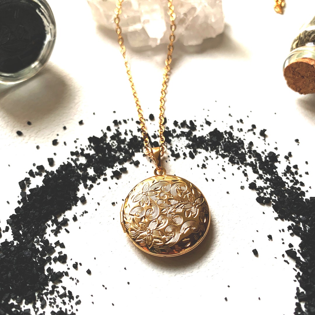 Protection Locket Necklace: Black Tourmaline, Herbs, Essential Oils - Etsy