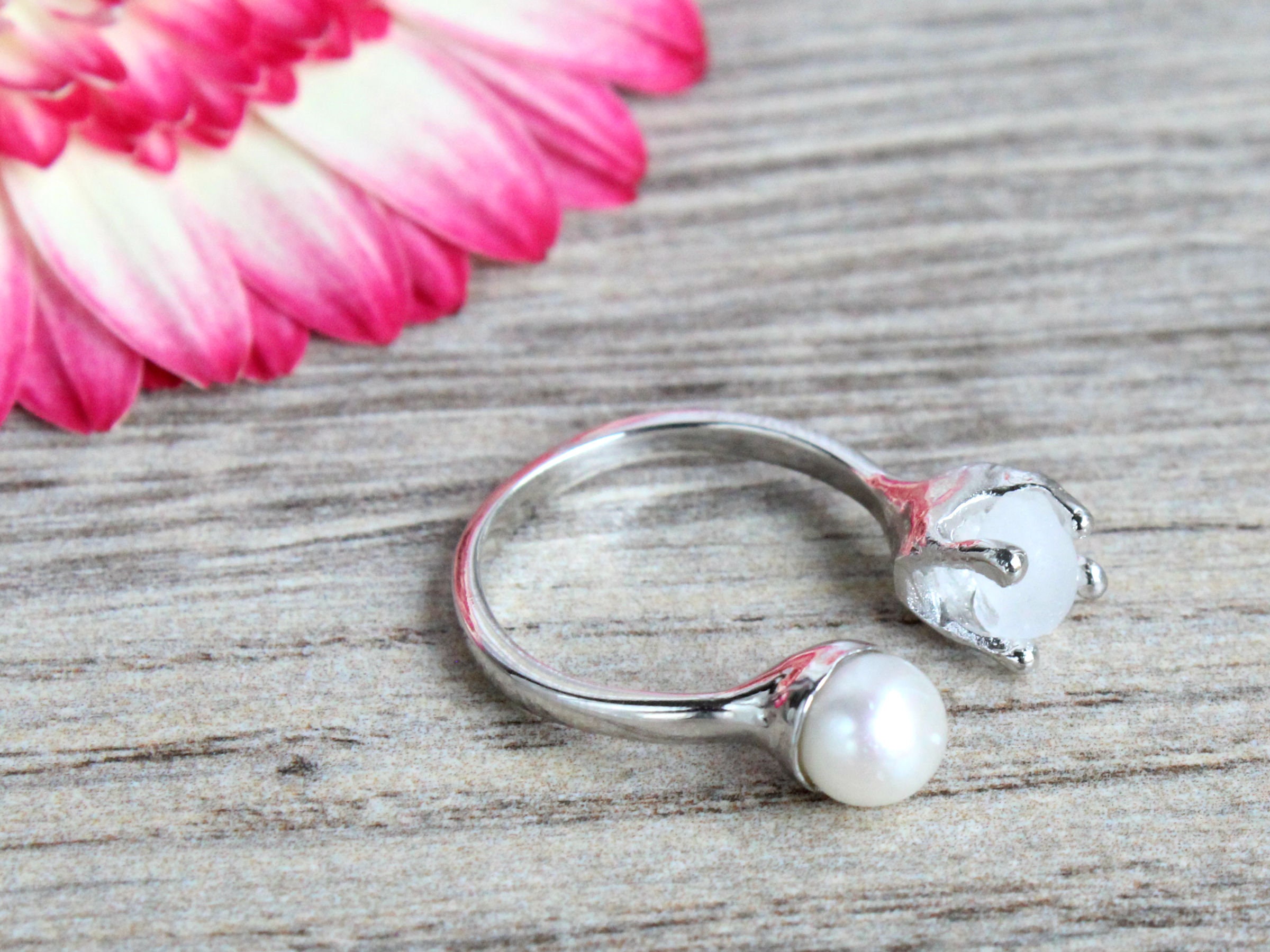Natural Crystal Quartz & White Freshwater Pearl Gemstone Free - Etsy UK