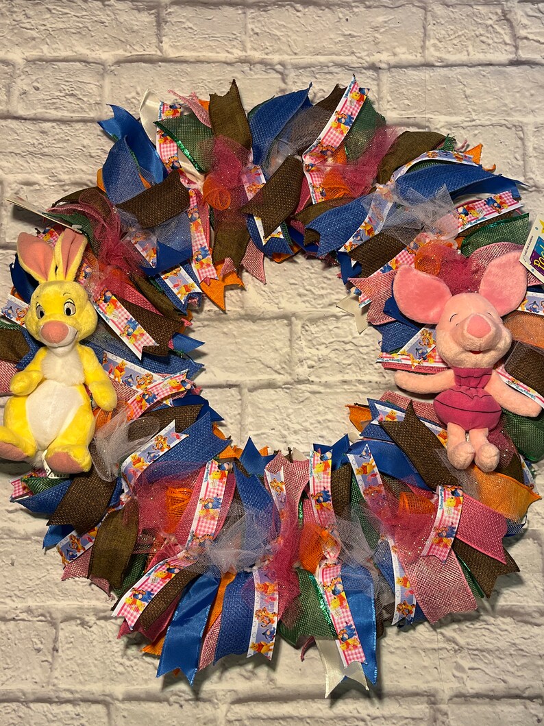 Winnie the Pooh Wreath: Rabbit and Piglet Friendship Art - Etsy