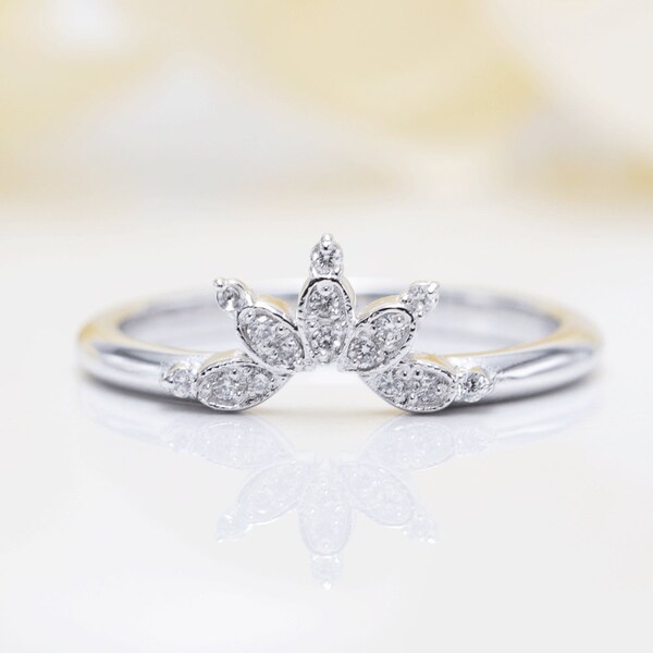 Crown Wedding Band - Etsy