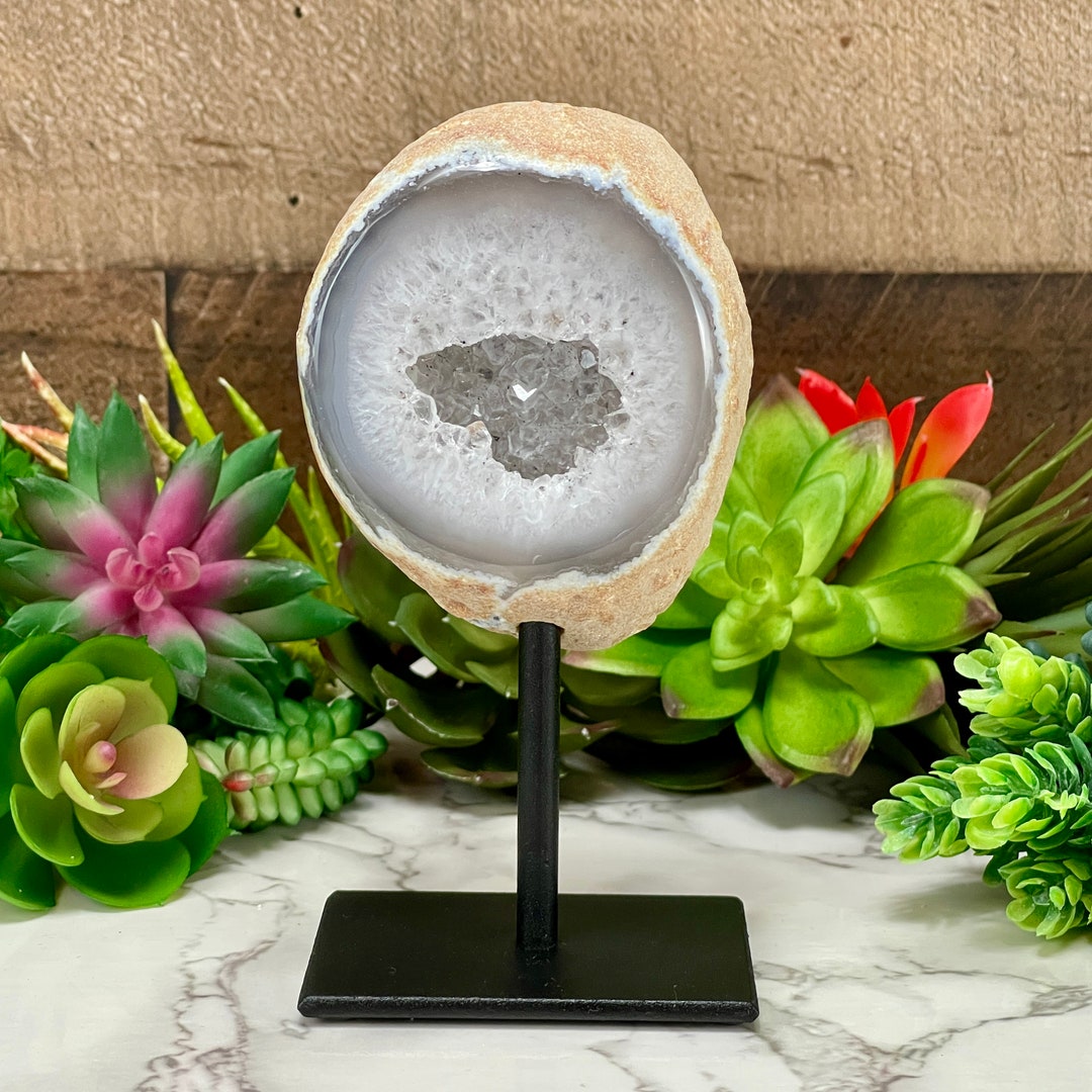 Druzy Agate Geode on Stand, Natural Agate Geode, Agate Crystal, Druzy ...