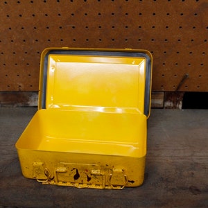 Fallout 4 Chem Box Metal First Aid Kit - Etsy