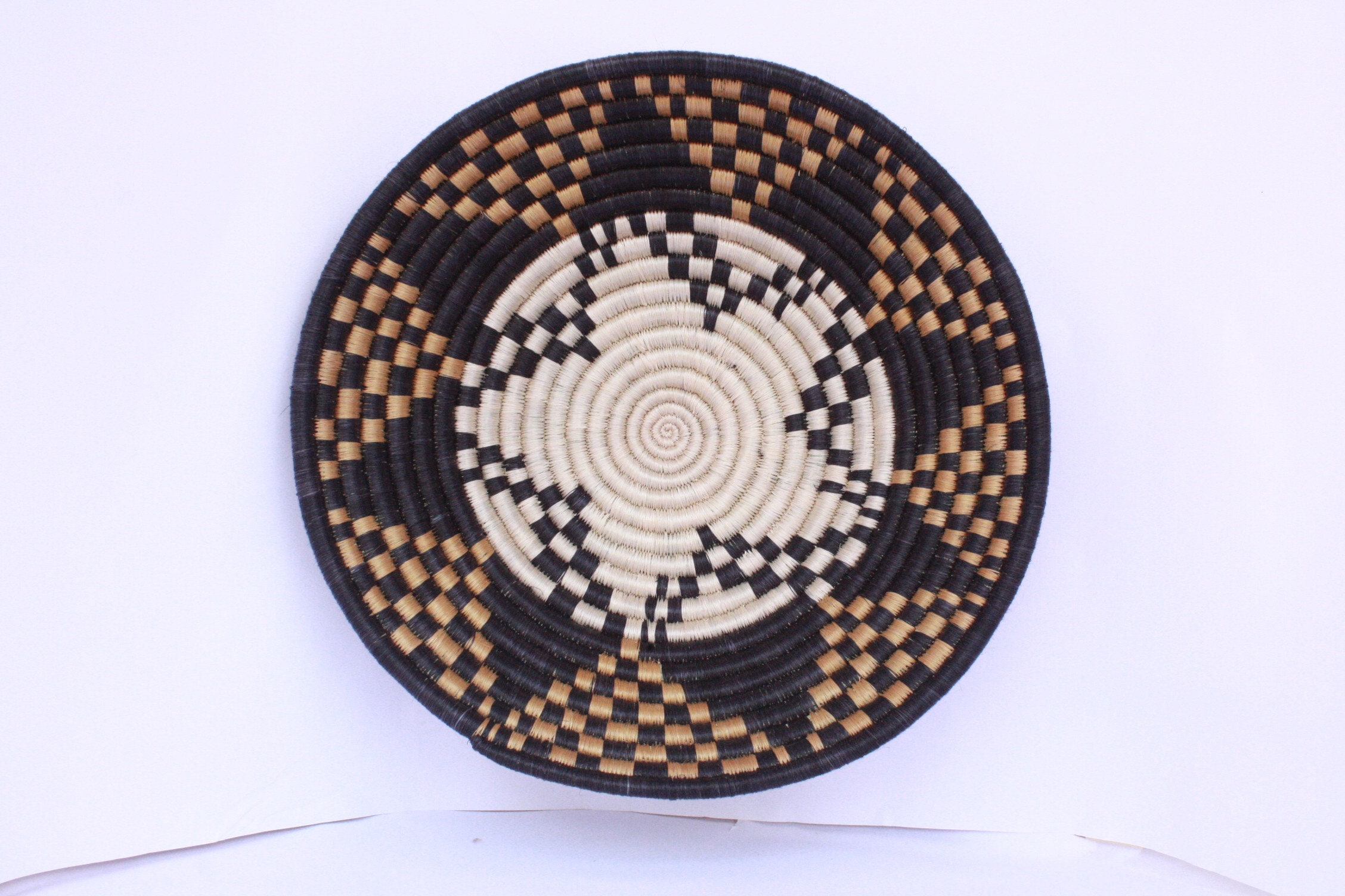 12" Rwanda Basket: Handwoven Sisal & Sweetgrass Bowl, African Decor - Etsy