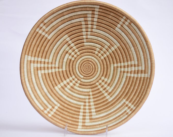 African Baskets, Rwanda Baskets, Woven Baskets 14" Kamaria. Brown and ...