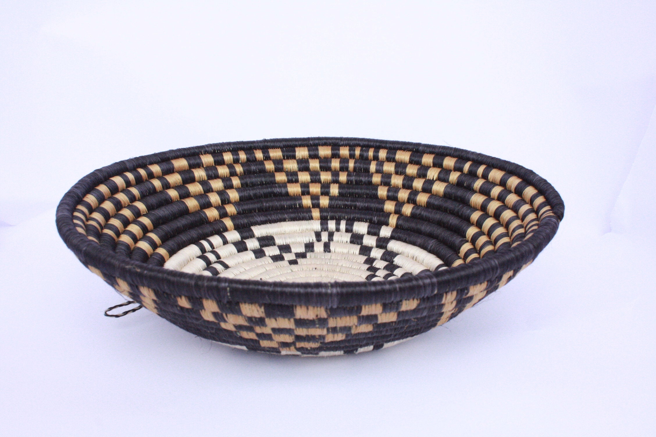 12" Rwanda Basket: Handwoven Sisal & Sweetgrass Bowl, African Decor - Etsy