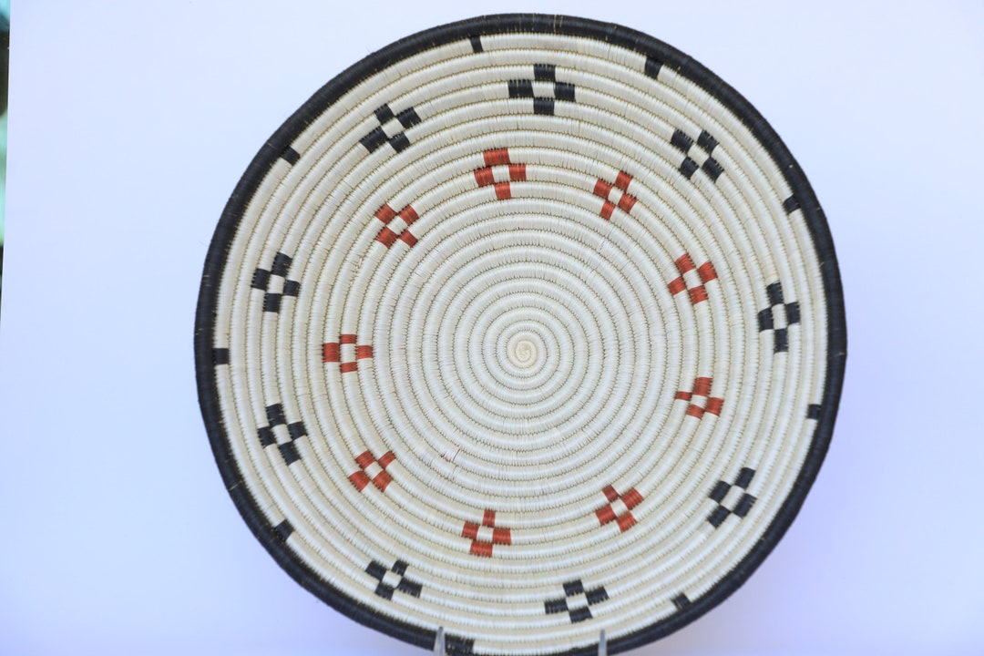 African Woven Wall Basket: Rwanda Sisal Decor (14") - Etsy