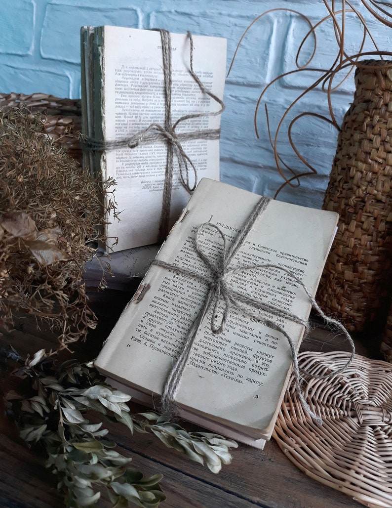 Vintage Old Books Bundle Altered Books Upcycled Vintage - Etsy