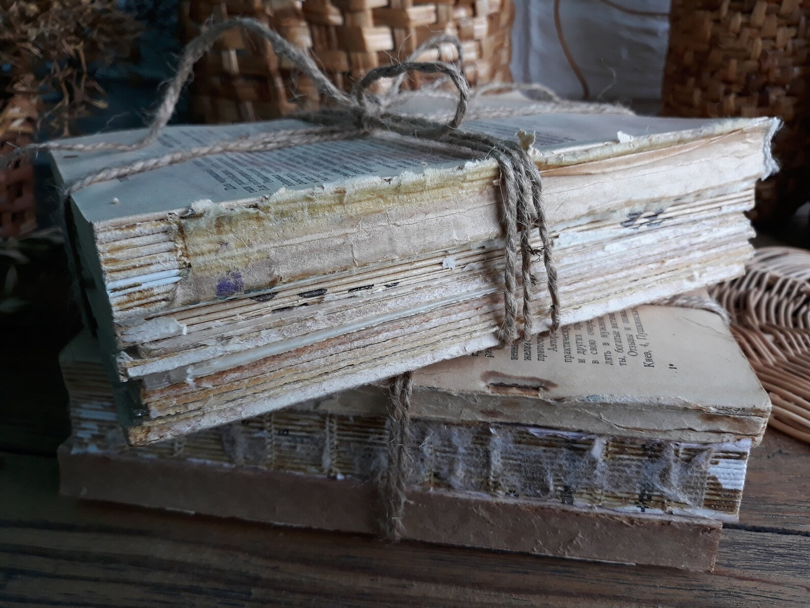 Vintage Old Books Bundle Altered Books Upcycled Vintage - Etsy