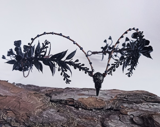 Witch Headpiece Raven Skull Crown Gothic Circlet Halloween Headpiece ...