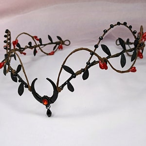 Black Red Moon Crown Vampire Crown Gothic Tiara Black Fairy Headpiece ...