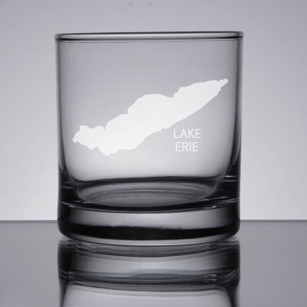 Engraved Lake Erie Rocks Glass, the Great Lakes Gift - Etsy