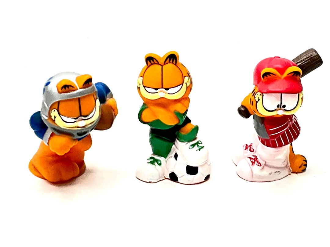 Gorgeous Collectible and Vintage Garfield Baseball Player, Soccer ...