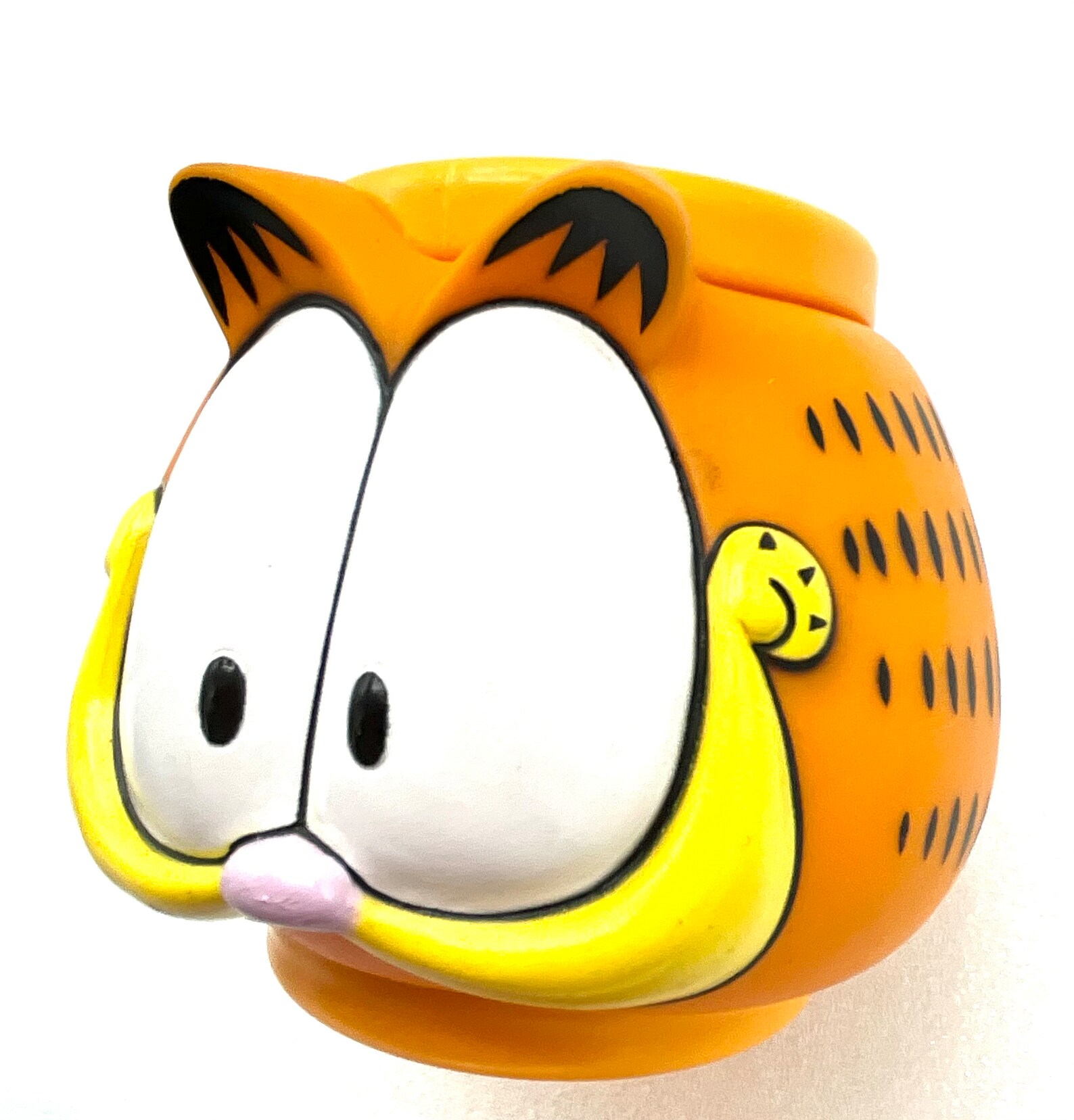 Gorgeous Collectible and Vintage Garfield 3D Mug, Plastic, Your Choice ...