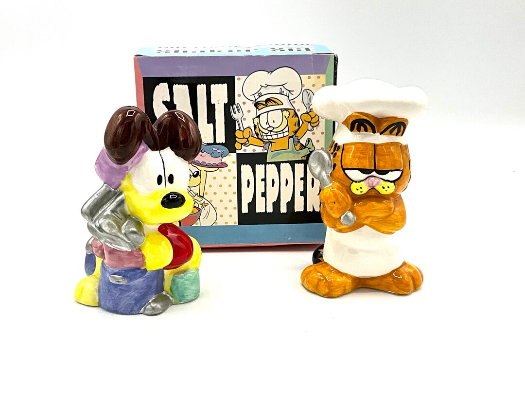 Gorgeous Collectible and Vintage Garfield as a Chef and Odie Salt and ...