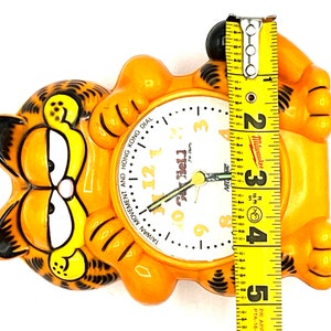 Gorgeous Collectible and Vintage Garfield Clock, Alarm Desk, Cat ...