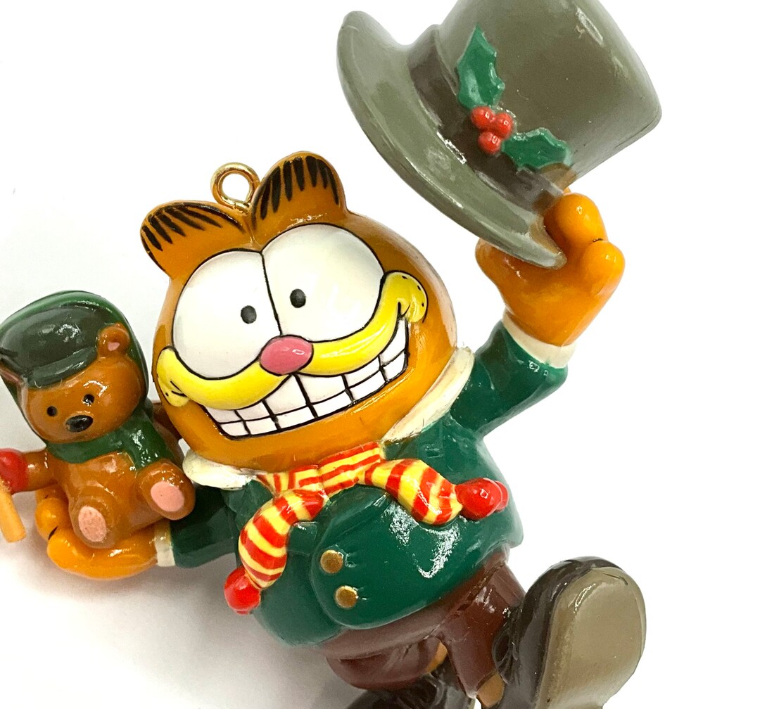 Gorgeous Collectible and Vintage Ornament as Garfield Holding Pooky ...