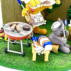 Gorgeous Collectible and Vintage Garfield Summer Barbecue by Danbury ...