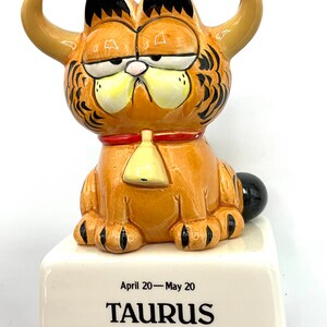 Gorgeous Collectible and Vintage Porcelain Garfield by Enesco, Taurus ...
