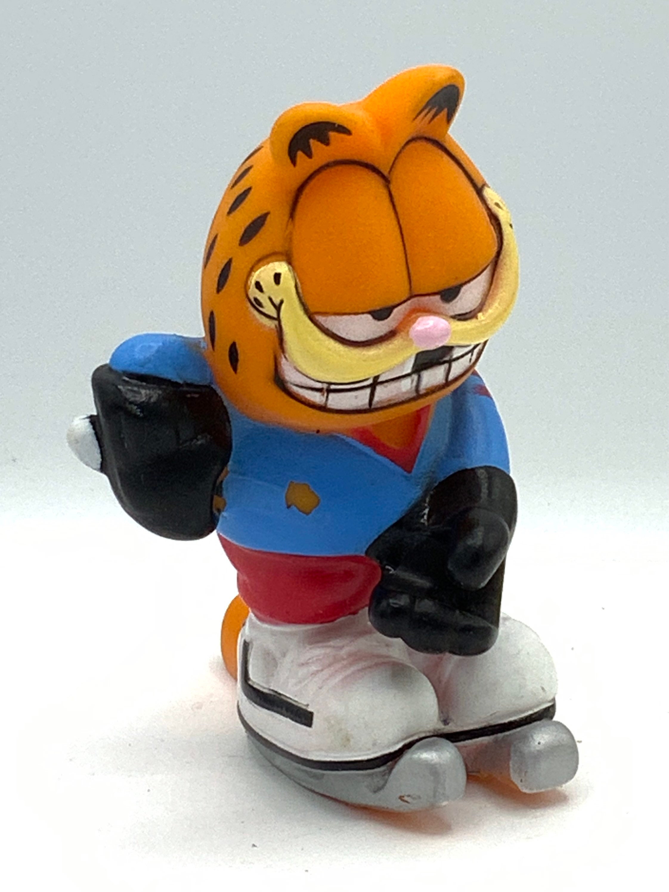 Gorgeous Collectible and Vintage Garfield Playing Ice Hockey - Etsy