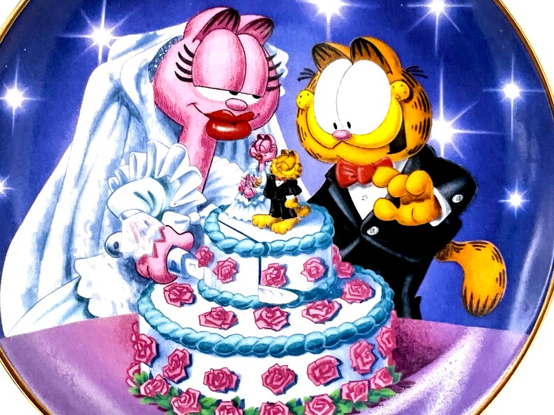 Gorgeous Collectible and Vintage Garfield Collector Plate Calendar ...