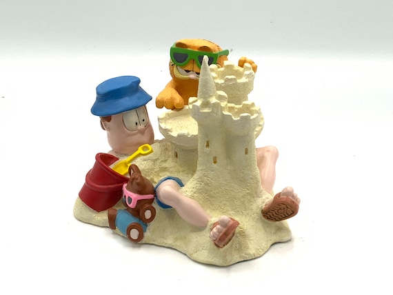 Gorgeous Collectible and Vintage Garfield Crowning Achievement - Etsy