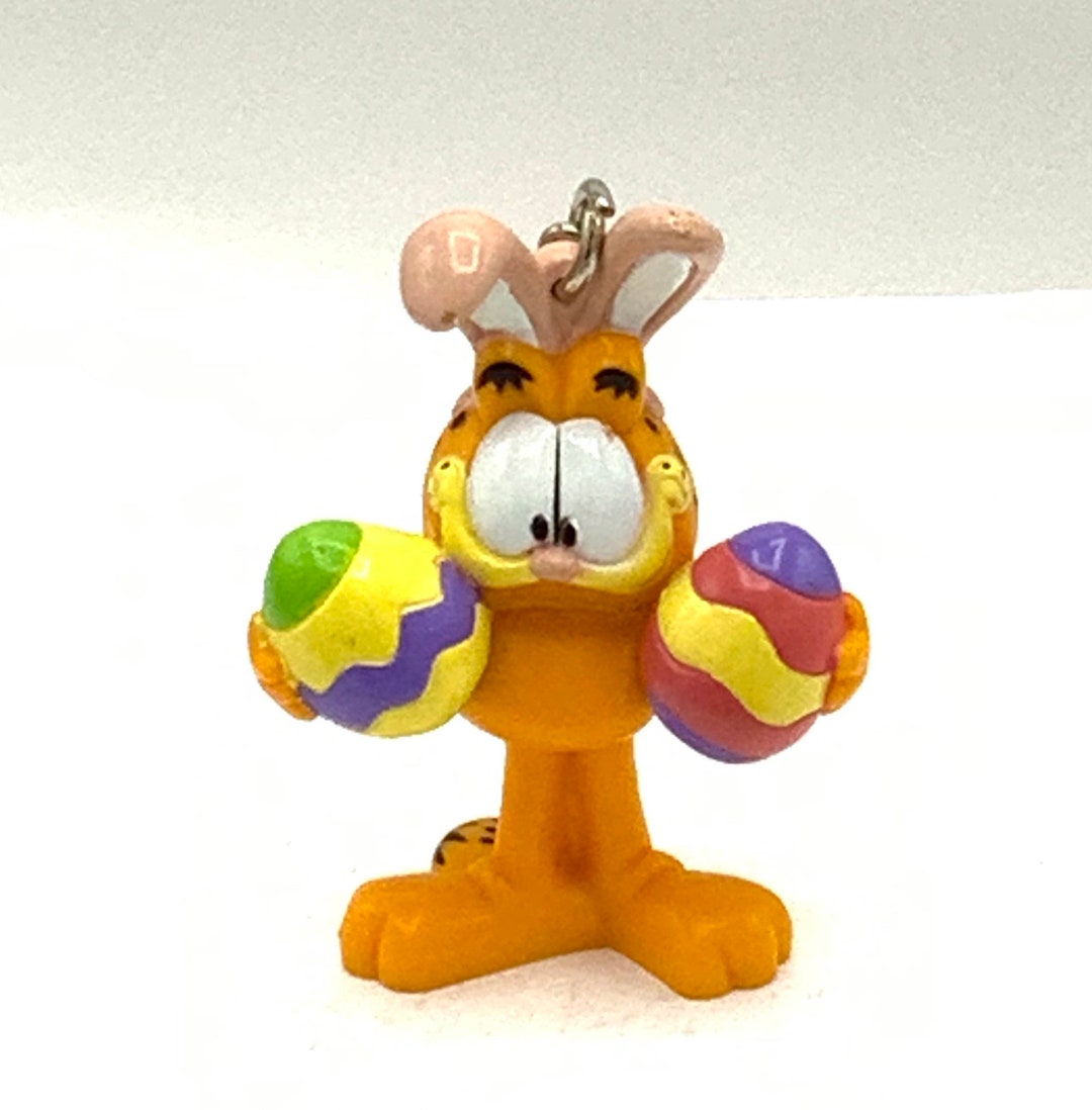 Gorgeous Collectible and Vintage Garfield With Eggs, Keychain as Rabbit ...