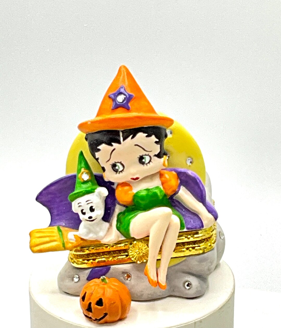 Gorgeous Collectible And Vintage Betty Boop Jewelry Box Halloween
